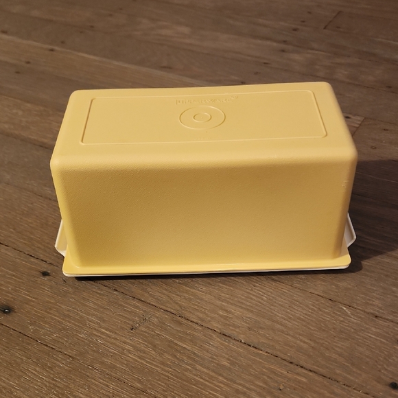 Tupperware | Kitchen | Tupperware Vtg Gold Butter Keeper Storage ...